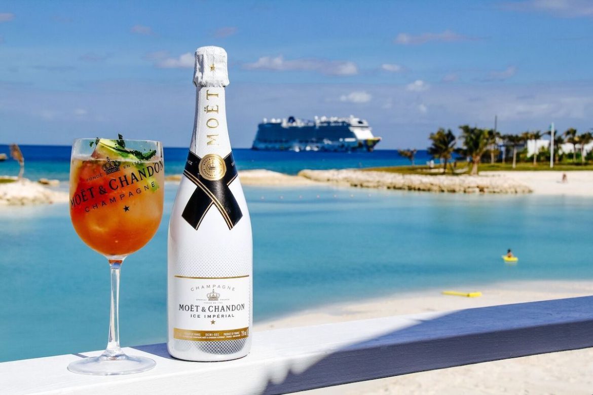 Luxury Brand Moët and Chandon Ice Bar With Norwegian Cruise Line Opens ...